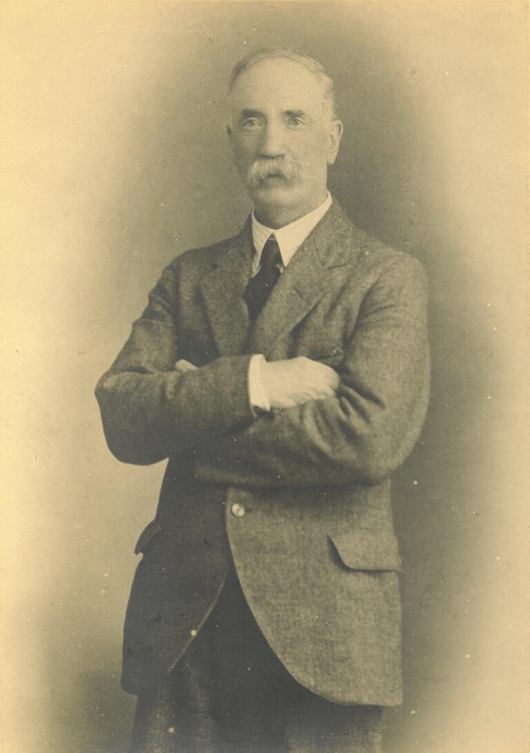 100 años del fallecimiento de Charles Adam, y 100 años del fin del ...